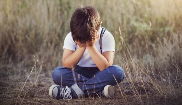 6 señales que indican la falta de cariño en los niños 6 señales que indican la falta de cariño en los niños